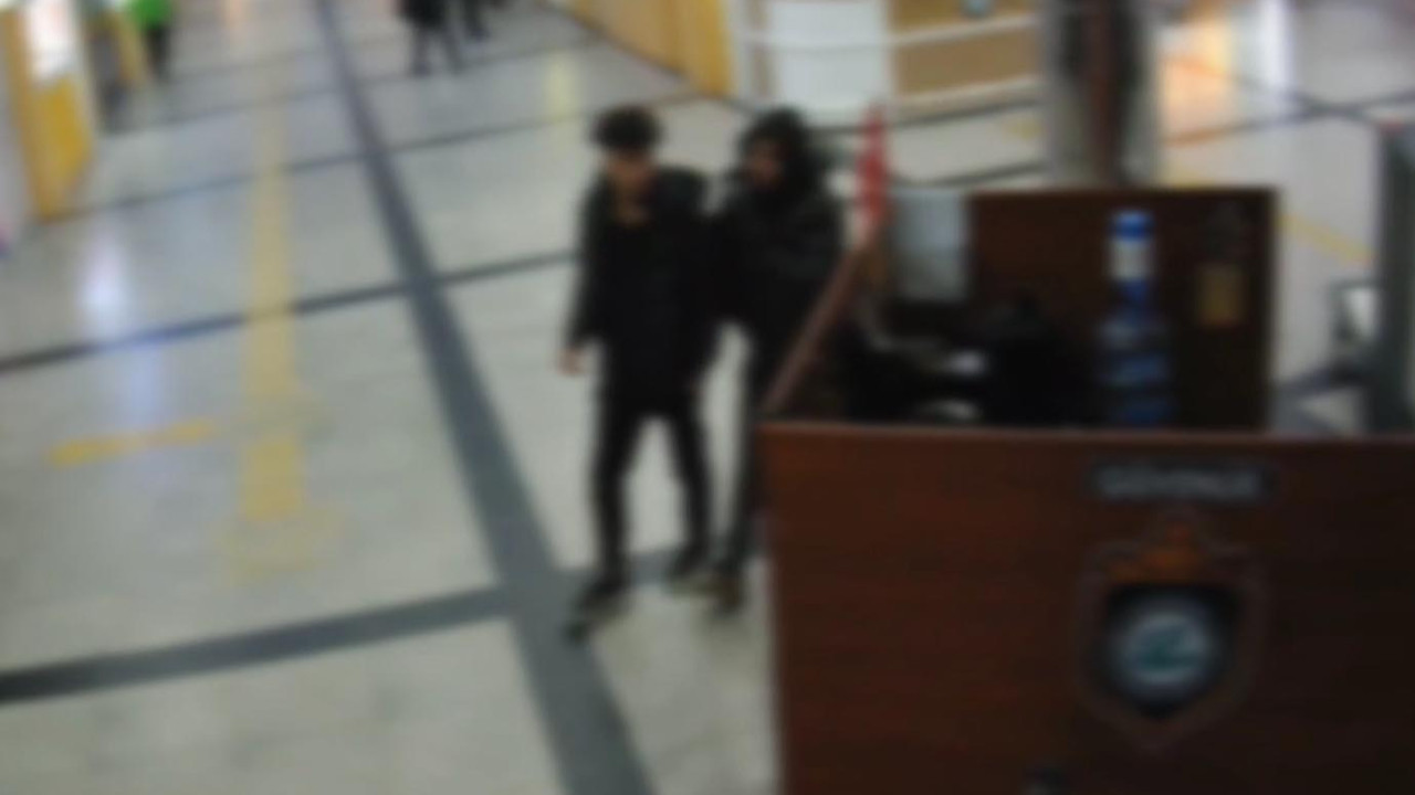 Polis Görünümlü Dolandırıcılar Polisten Kaçamadı