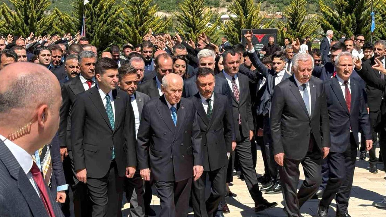 Bahçeli’den 'Bir Ölsek de Bin Dirileceğiz' Mesajı